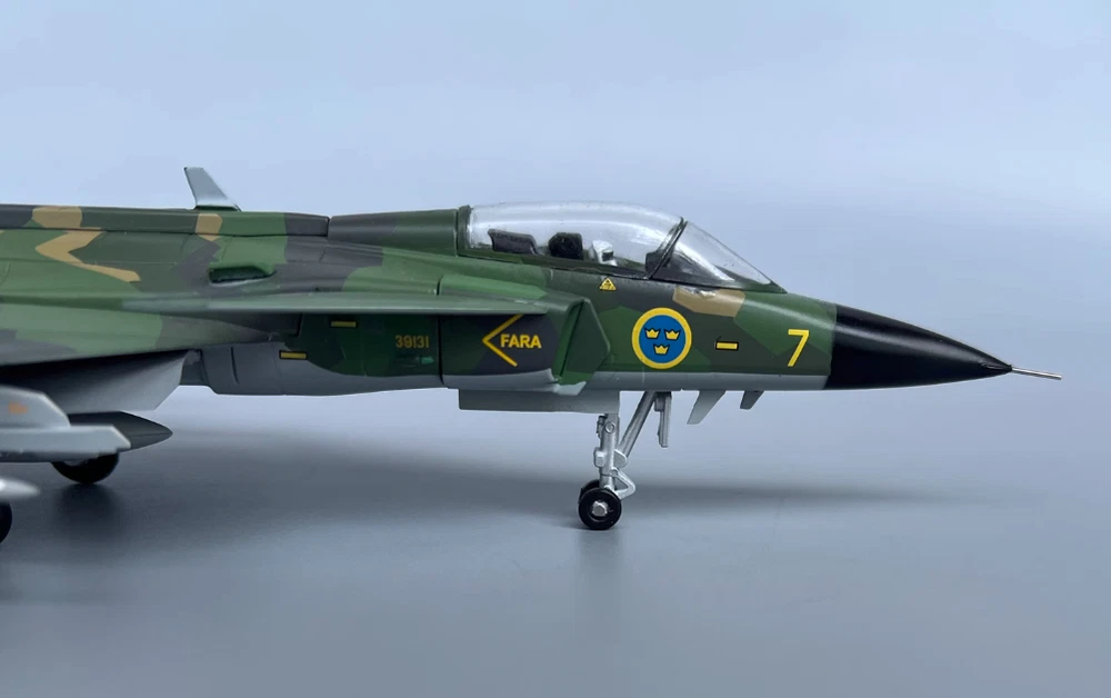 1:72 Aviation Saab JAS39A Gripen Swedish AF splinter scheme Fighter ...