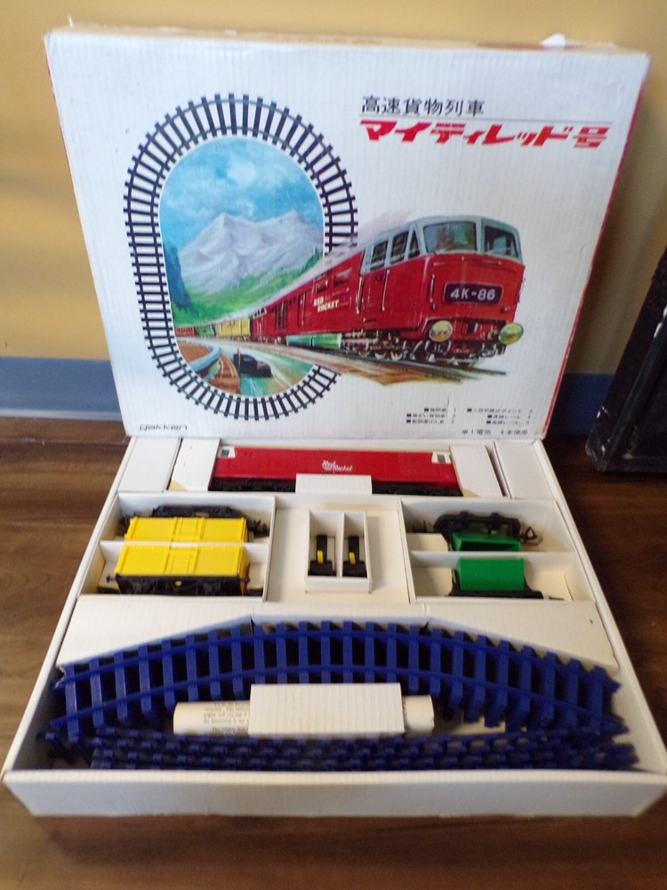 Vintage Gakken Japan Mighty Red Rocket B/O Electric O Scale Train NMIB ...