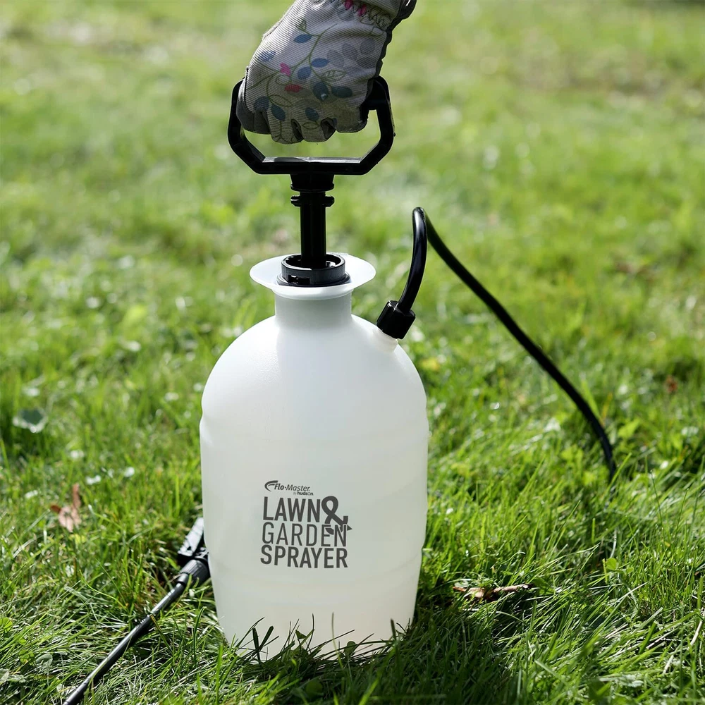 24101 1 Gallon Lawn and Garden Tank Sprayer, Translucent