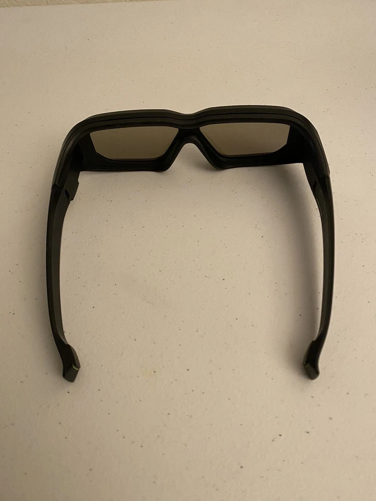 Nvidia 3D Vision 2 Wireless Glasses PC Gaming Black
