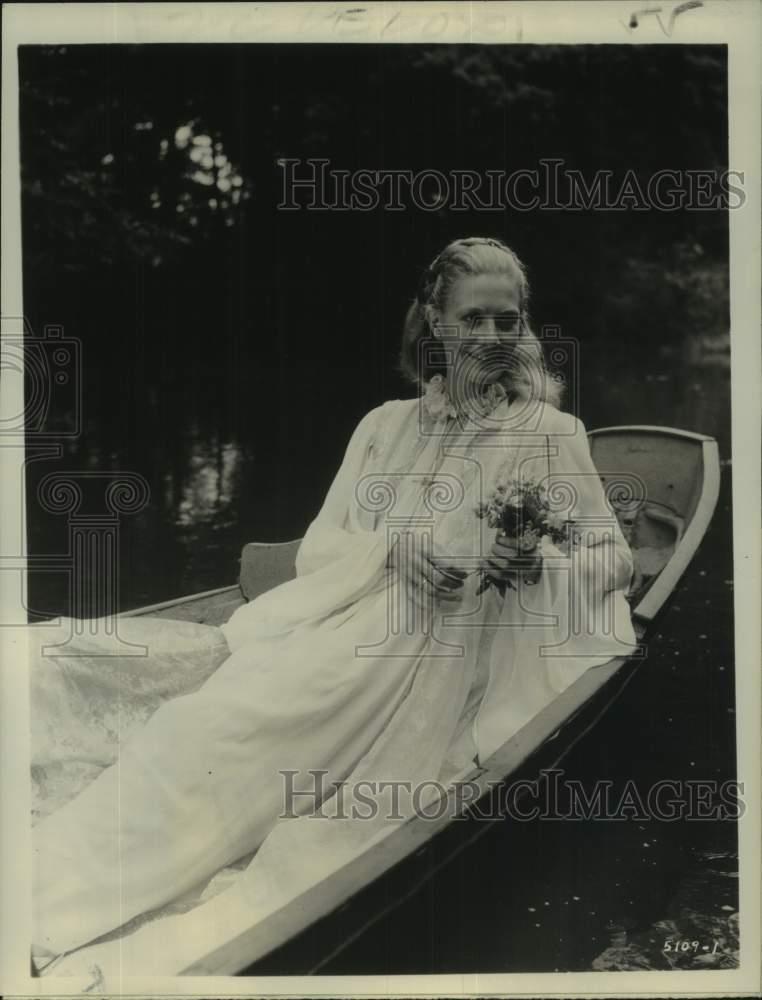 1974 Press Photo Vanessa Redgrave in "Mary, Queen of Scots" on NBC ...