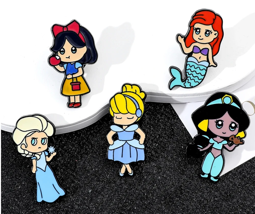 ARIEL, SNOW WHITE, JASMINE, ELSA, CINDERELLA - SET of 5 Enamel Lapel Pins